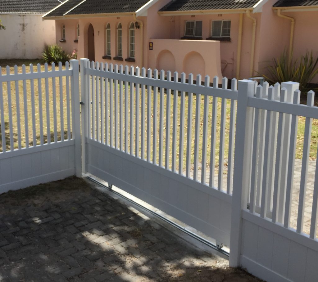 Rolling Gates - Fendeck Premium PVC Fencing
